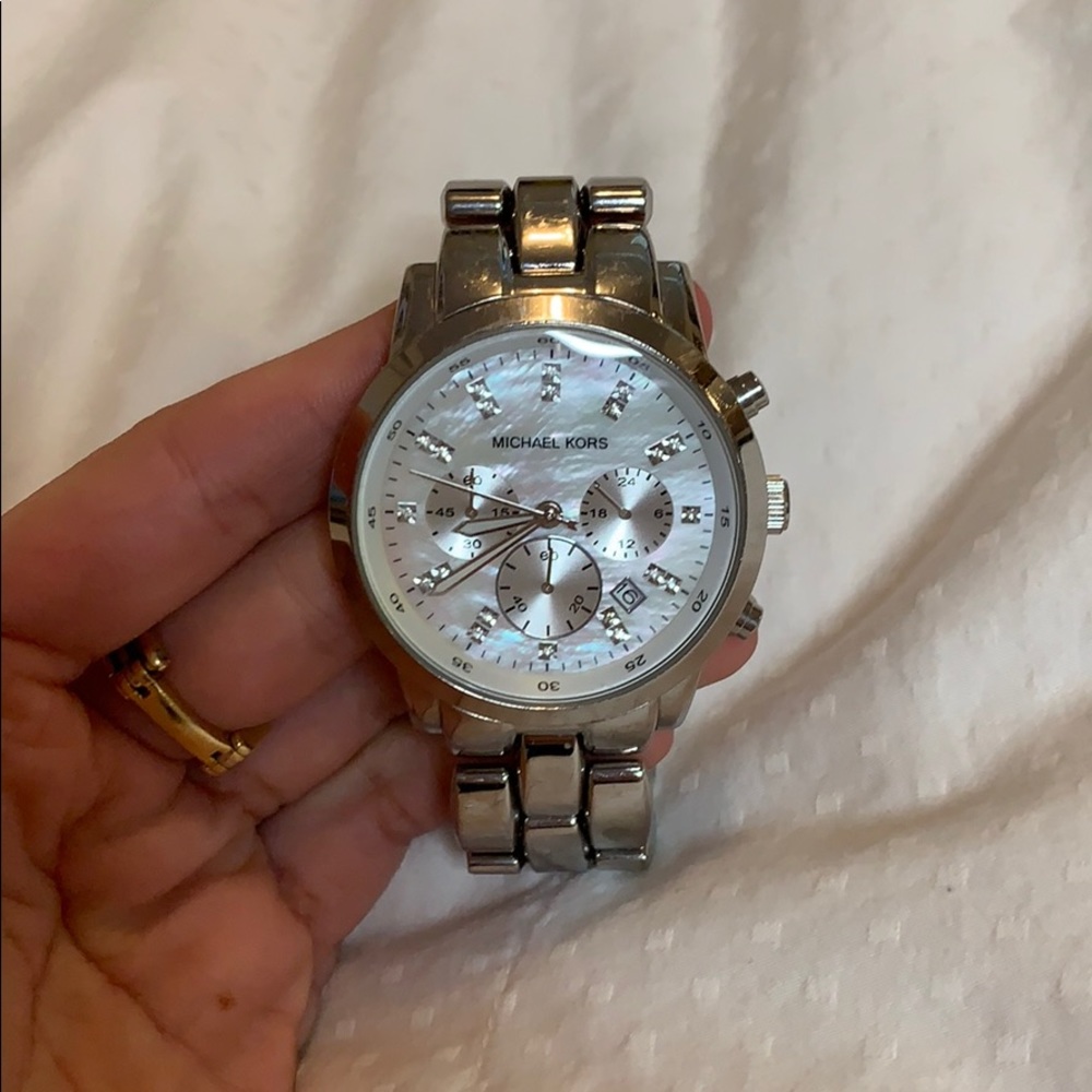 Michael Kors Silver Watch- Rare Limited Edition - Gem